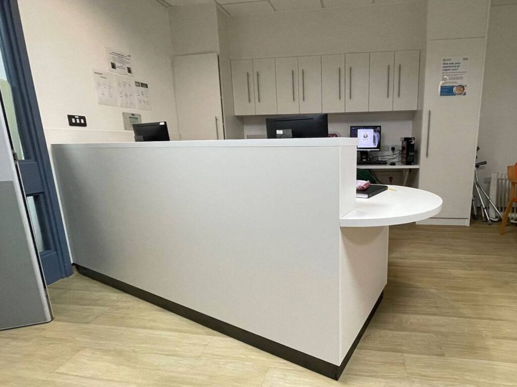 Kingston Hospital: Healthcare Desks - Nokk